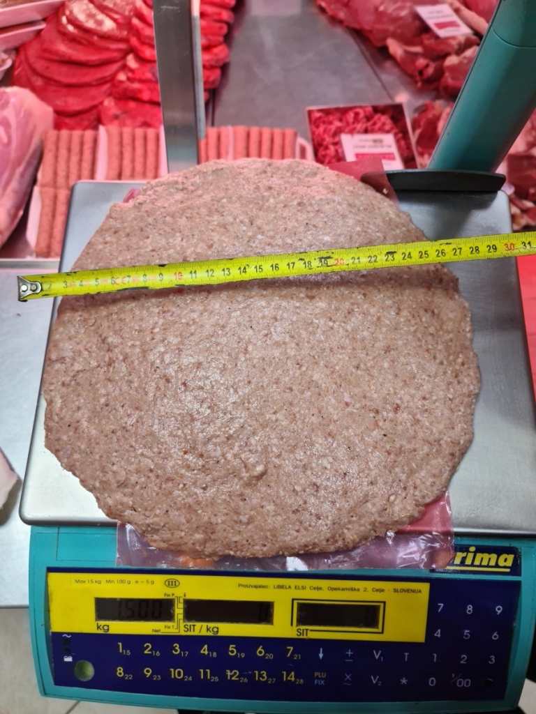 BBQ Grill Brajlović: Večeras nastavak izazova na Trgu slobode Tuzla ...